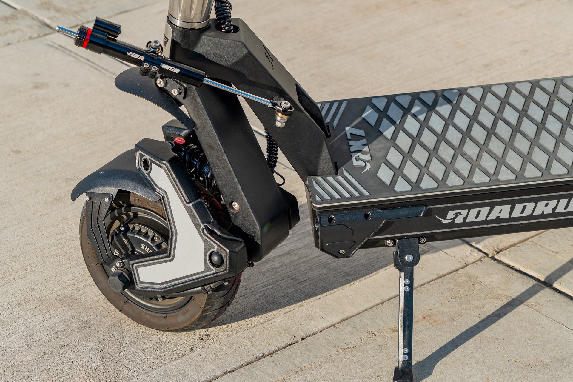 RX7 Hyper Electric Scooter Overview | RoadRunner Scooters