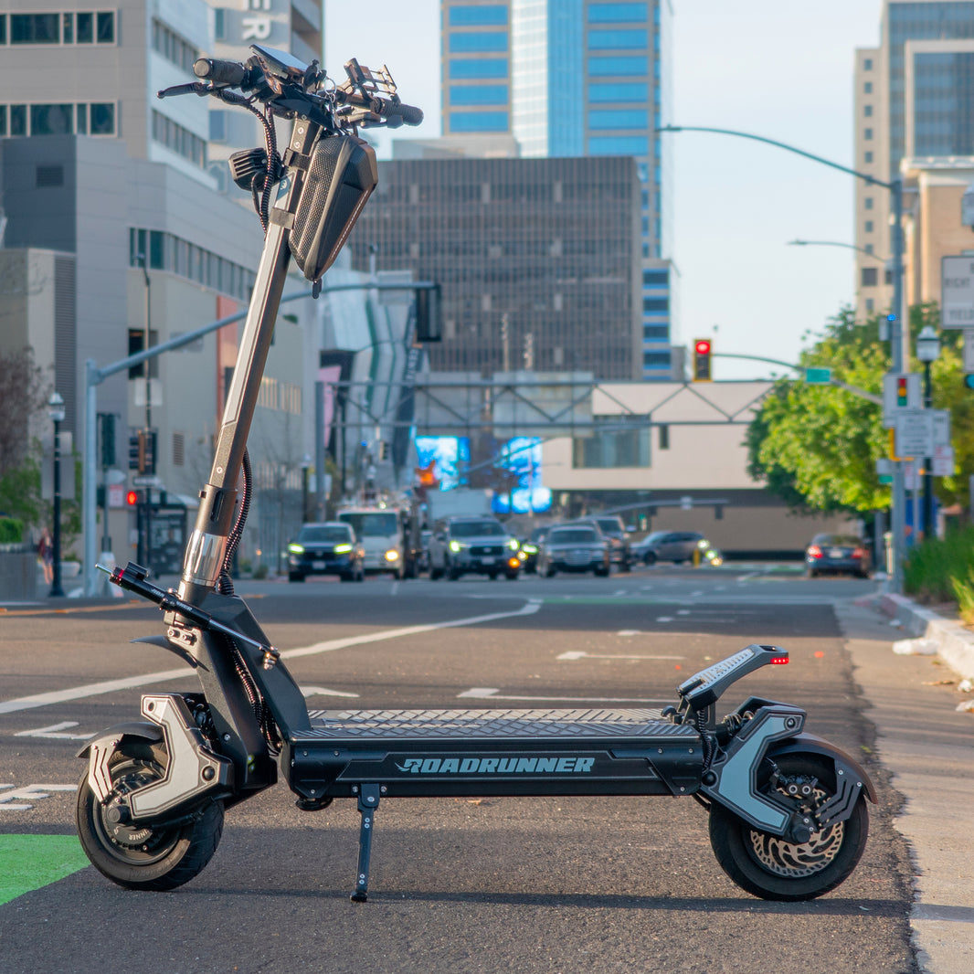 RX7 Hyper Electric Scooter | Lowest Price Ever! – RoadRunner Scooters